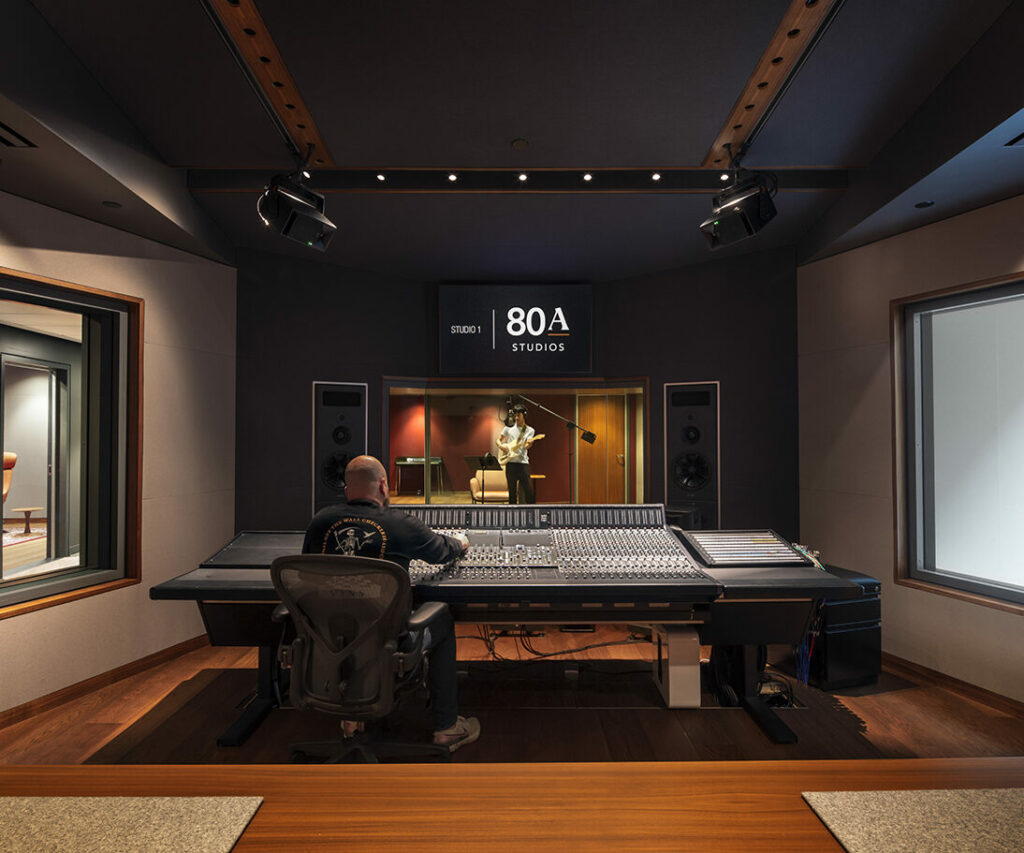 Universal Music Canada - Superkul