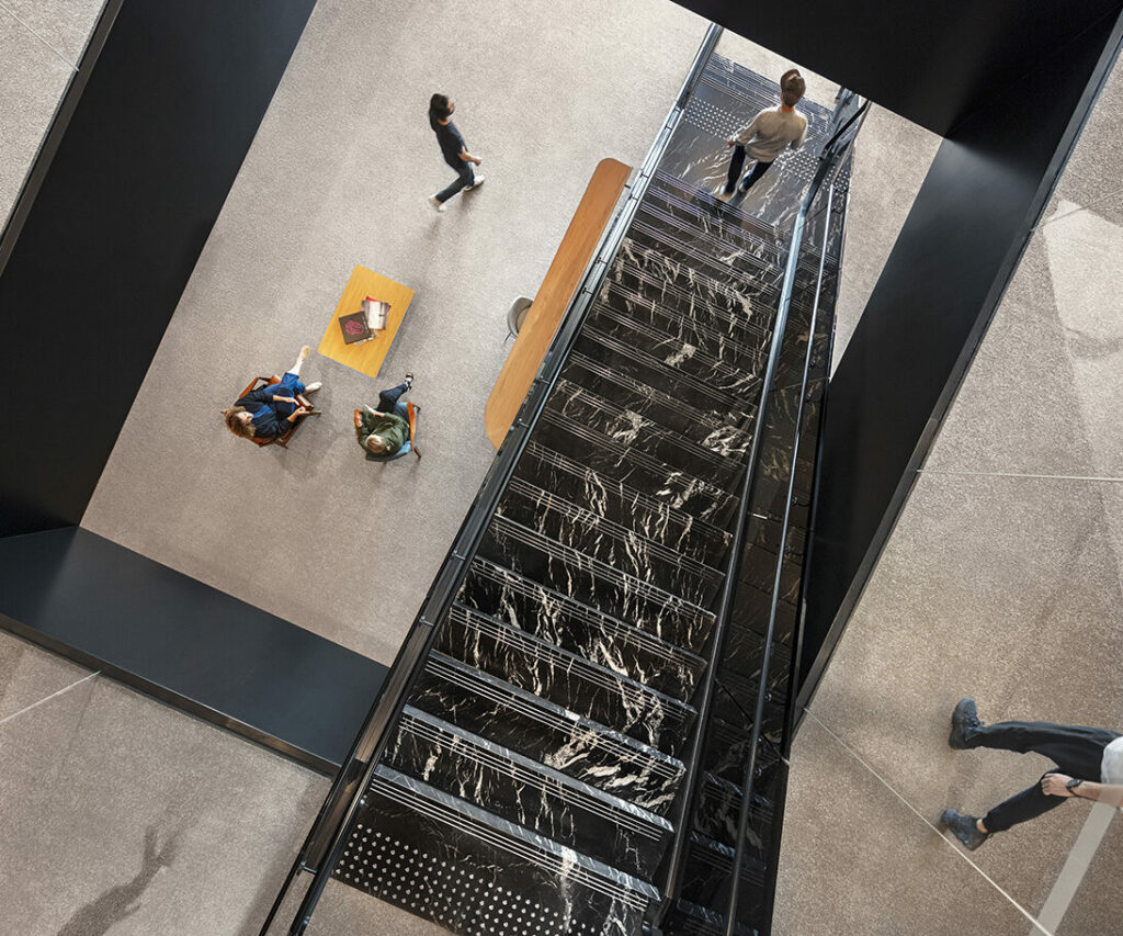 Universal Music Canada - Superkul